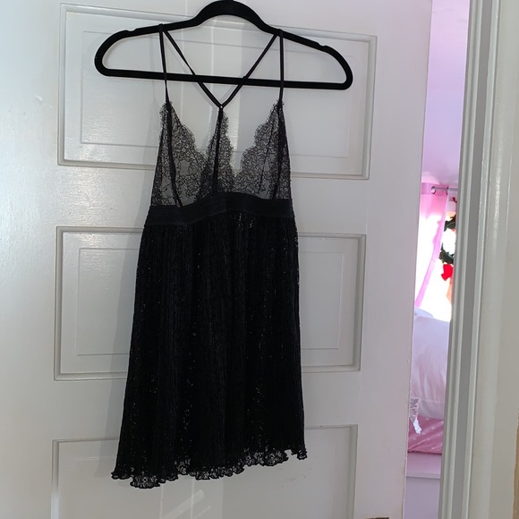 Victoria's Secret | Intimates & Sleepwear | Large Nwt Victorias Secret ...